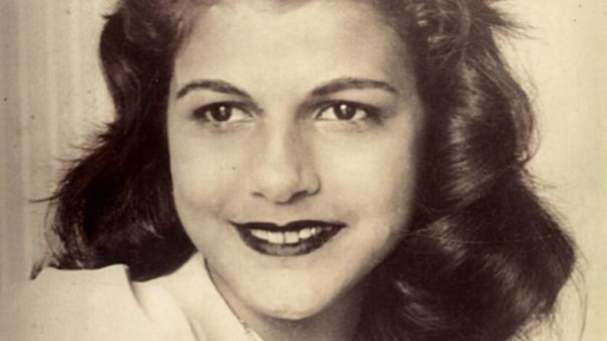 Hoy en la historia. Nace Minerva Mirabal Reyes