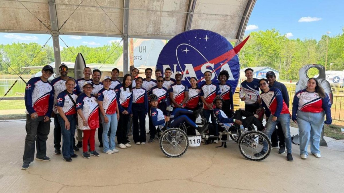 Apolo 27 del INTEC: líder en el Desafío Rover de la NASA tras 15 ...