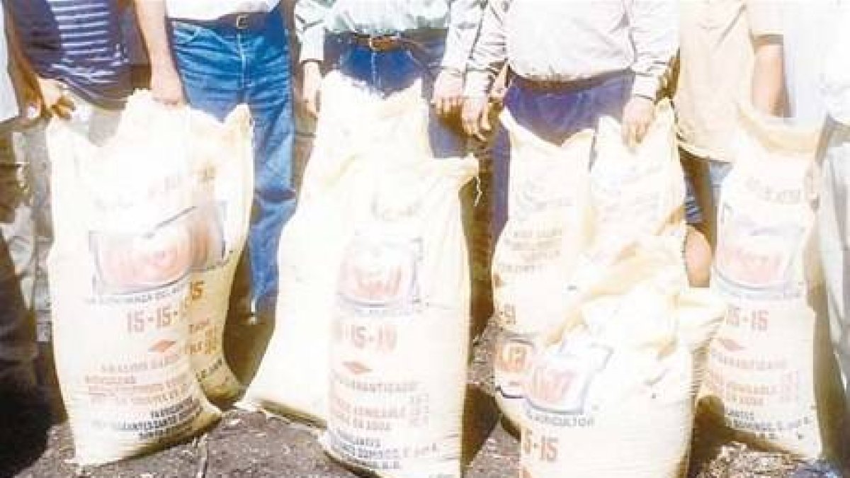 Pide cautela con relación a reglamento agroquímicos