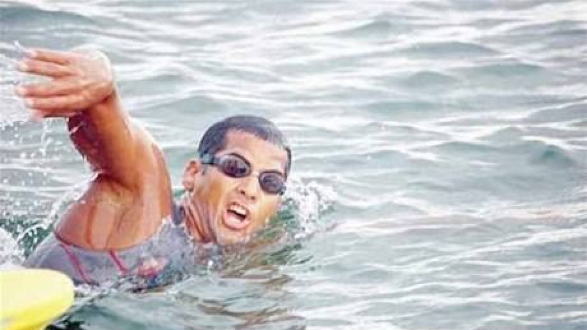 Marcos Díaz vuelve a brillarganó el maratón a nado Key West