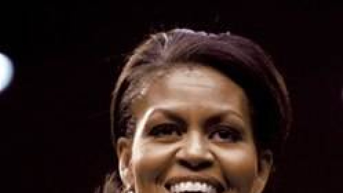 Michelle Lavaughn RobinsonLa esposa de Obama, auténtica y cercana