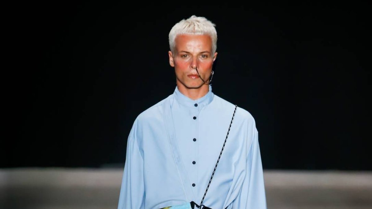 Modelo fallece tras sufrir desmayo en un desfile de moda