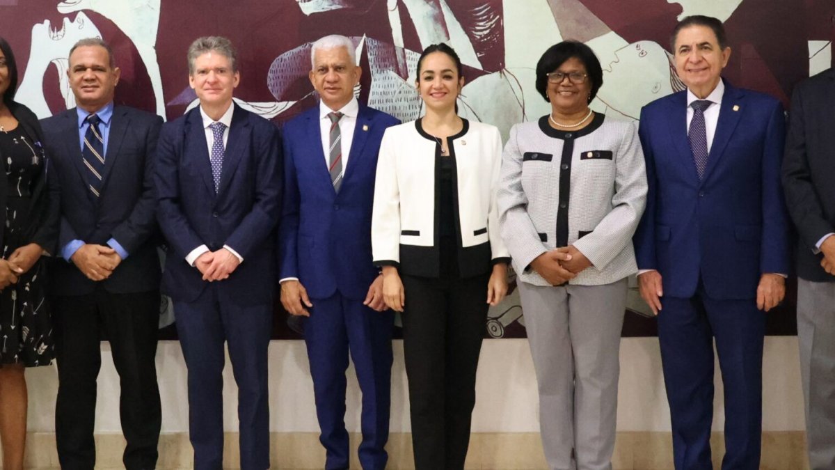 Senadores afirman ha habido mal interpretación de ley DNI; y están ...