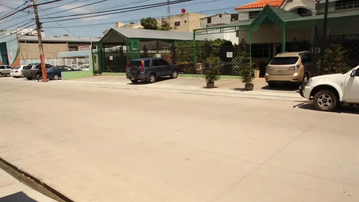 Experto propone pavimentar carreteras y calles con cemento