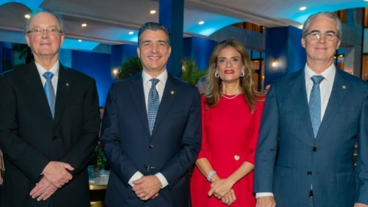 Banco Popular agasaja a 1,500 clientes corporativos