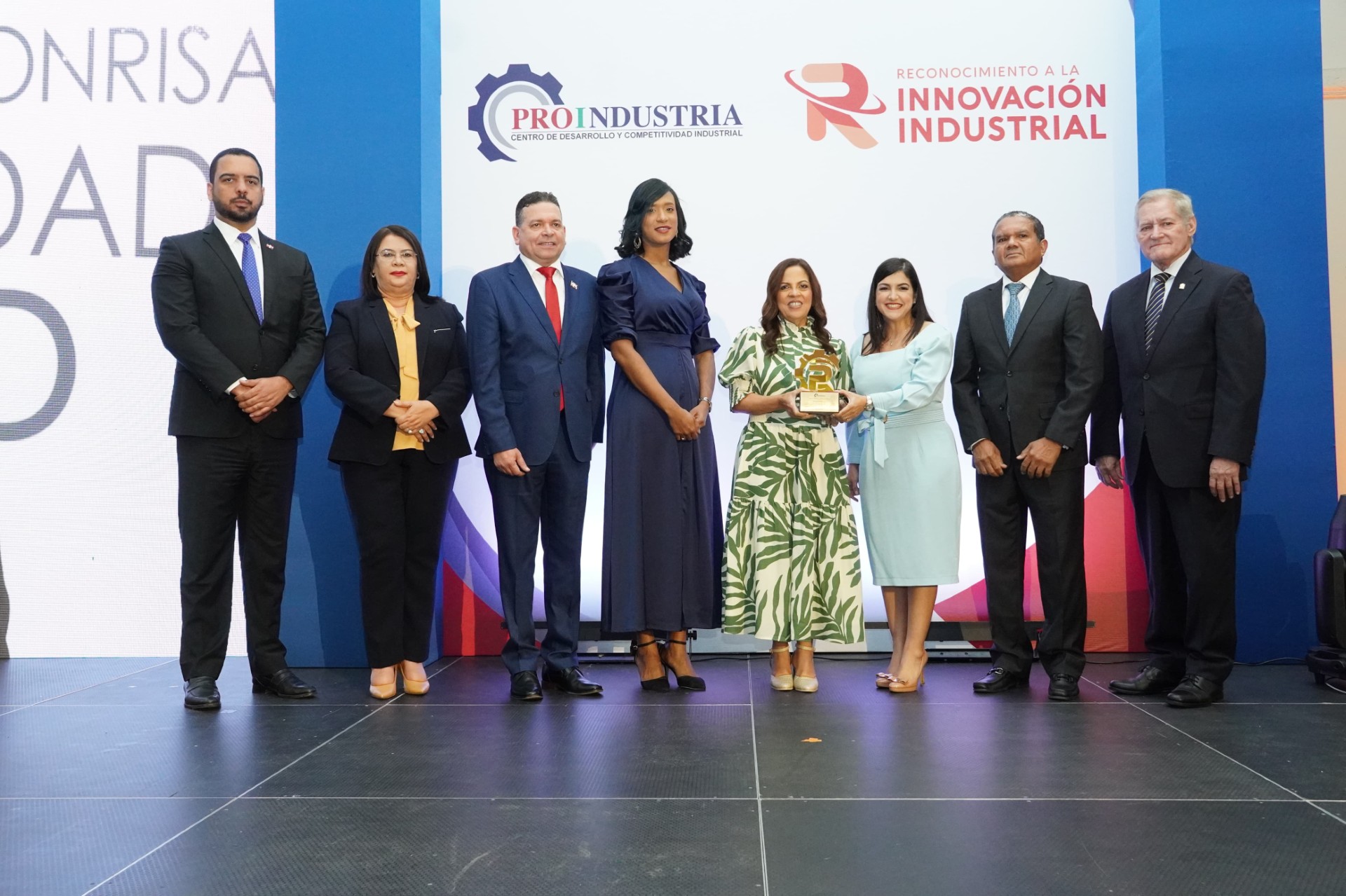 Helados Bon recibe premio innovación
