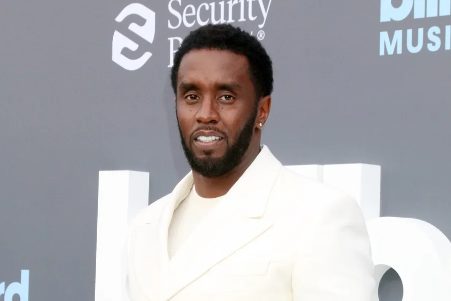 Demandan al rapero Diddy por agredir sexualmente a un actor infantil en ...