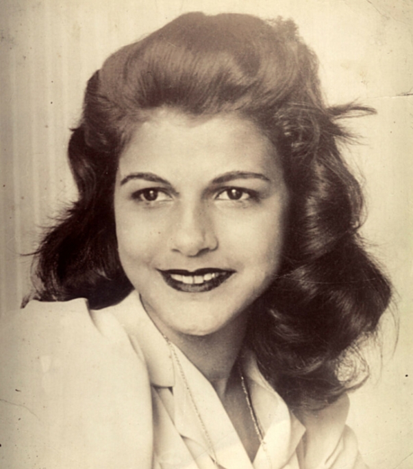 Hoy en la historia. Nace Minerva Mirabal Reyes