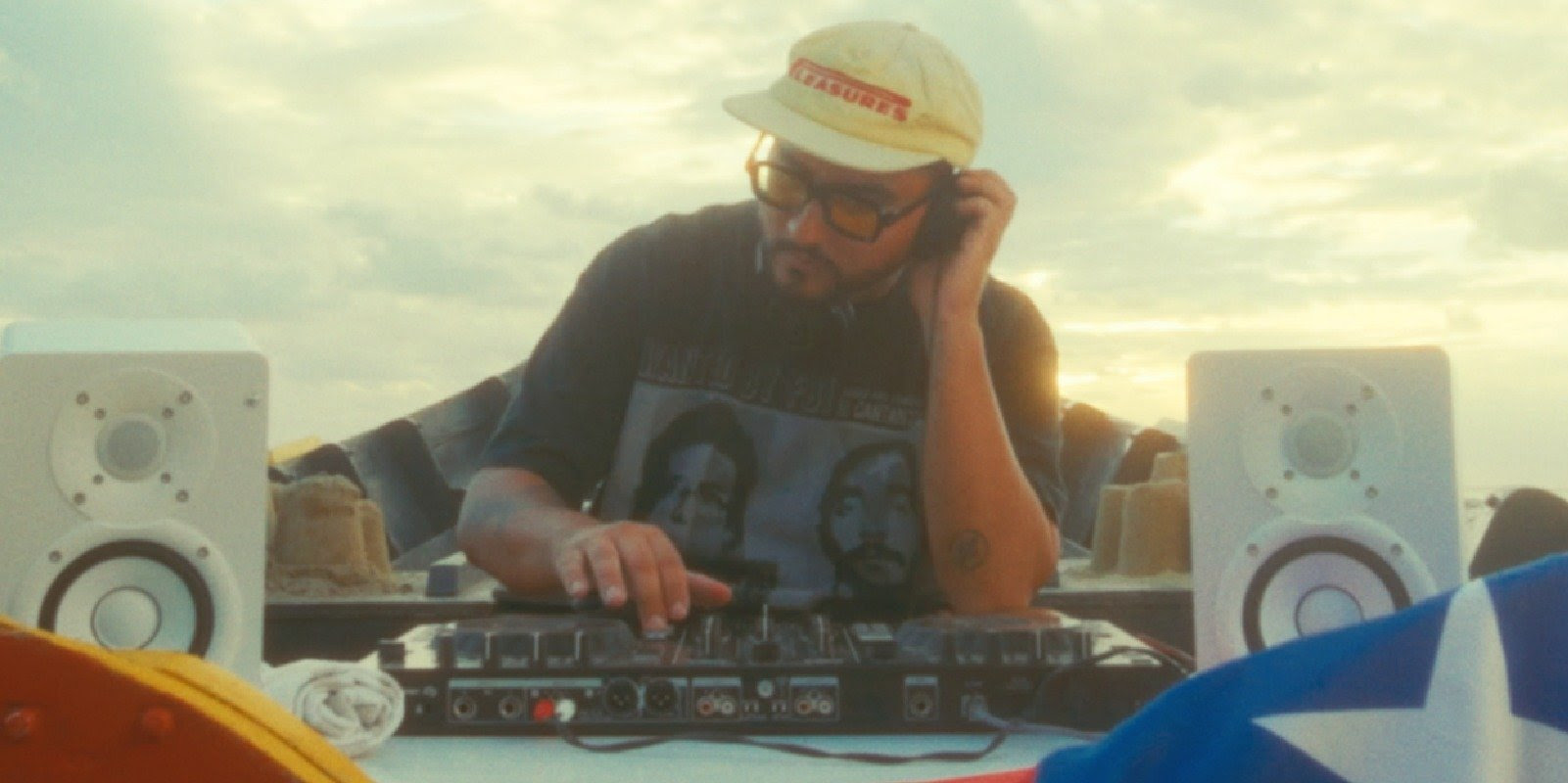 Fux Beat, Rafa Pabón y Monsieur Periné endulzan el verano con “Azúcar”