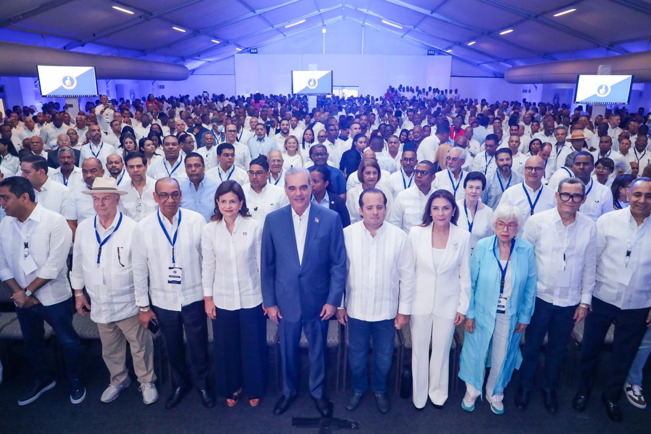 PRM da golpe de timón hacia el rumbo correcto